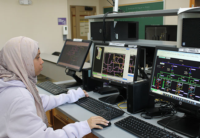 Team from Alfred University helps install power grid simulation ...