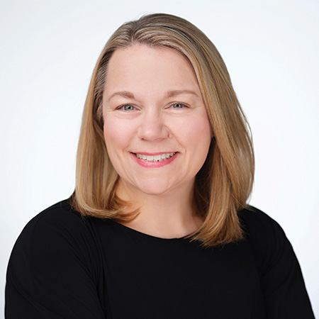 Danielle Johnson-Kutch '03 | Alfred University